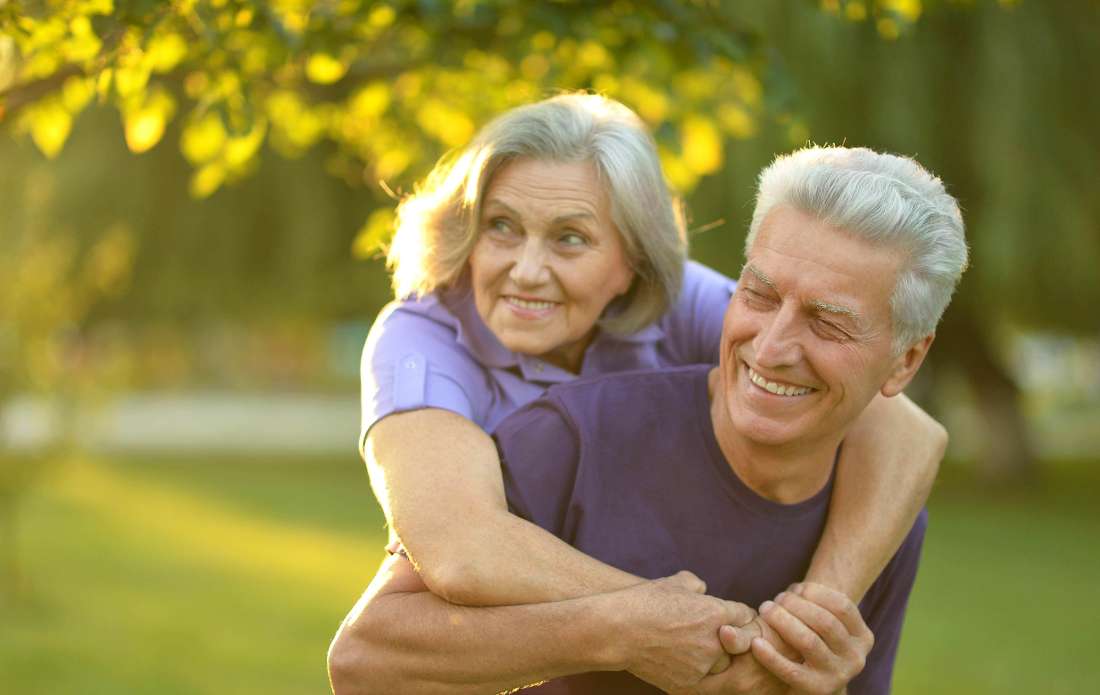 Your Tooth Replacement Options Explained | Implant-Supported Dentures ...